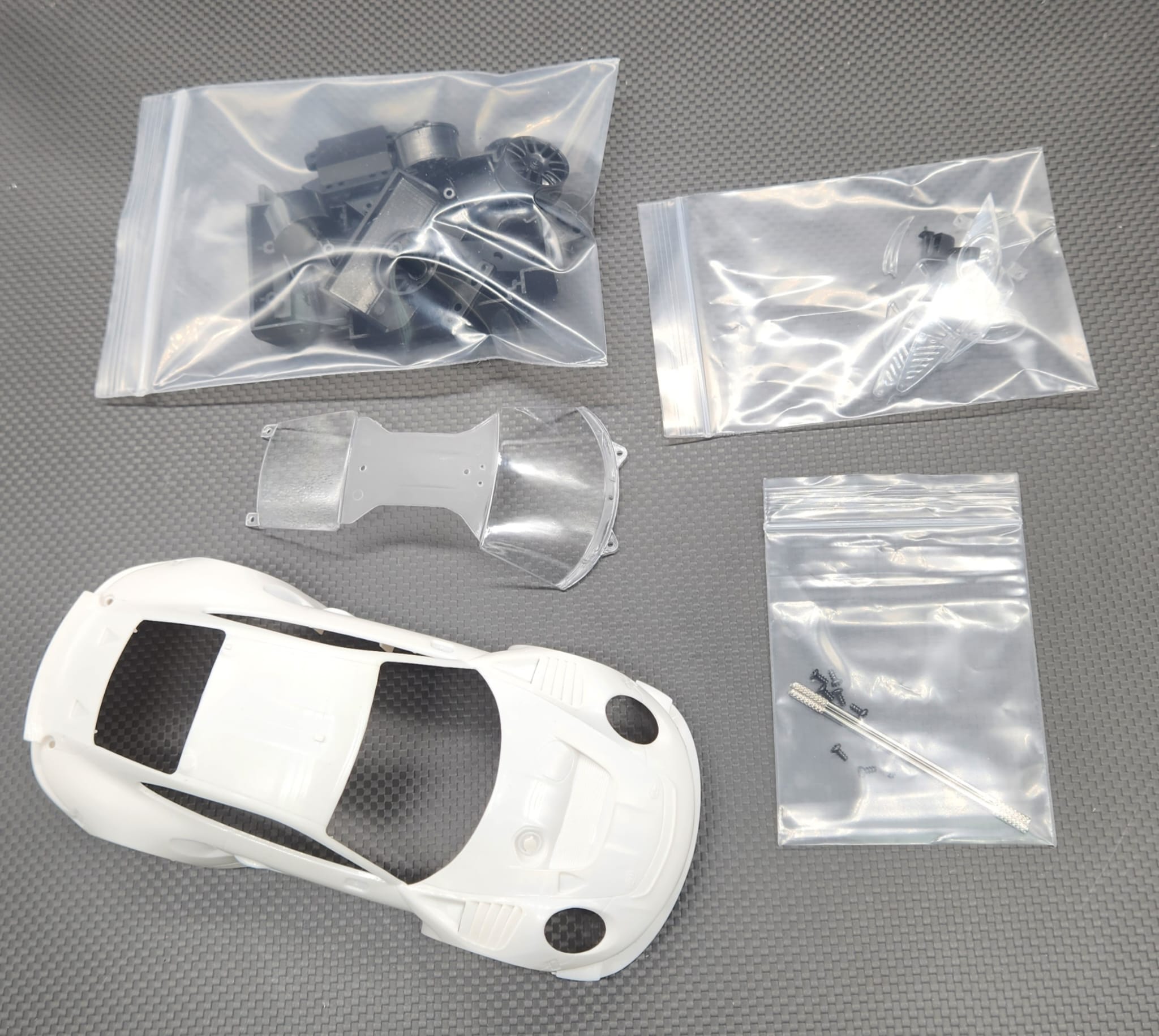 Porsche 911 GT3 - Unpainted White Body Set - GL-Racing | Wolfram RC
