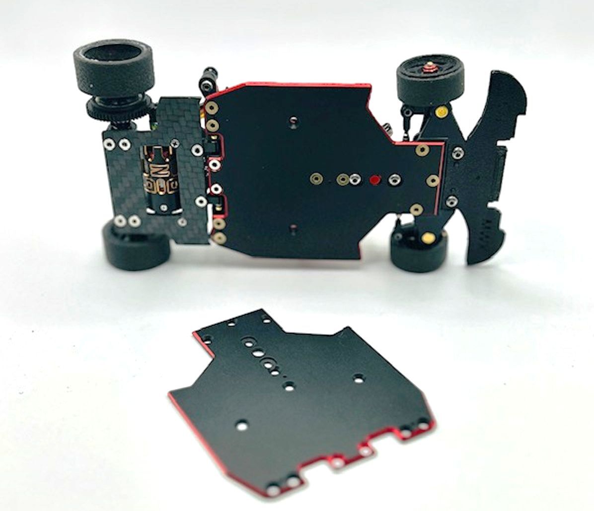 R.1 Main-Chassis Plate Options - MWX Performance | Wolfram RC